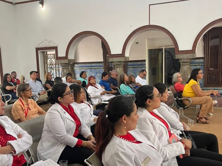 Isena realizó taller científico sobre farmacovigilancia – Ciudad MCY
