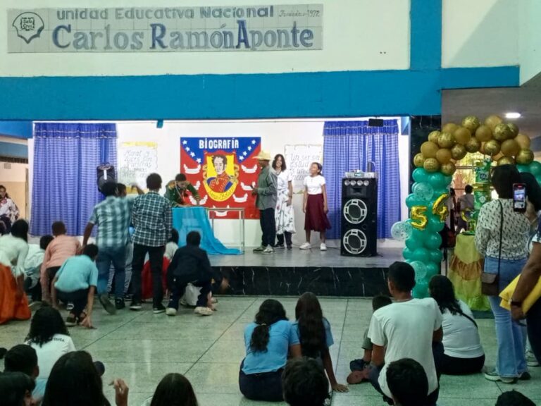 Liceo “Carlos Ramón Aponte” celebró con éxito su 54 aniversario ...