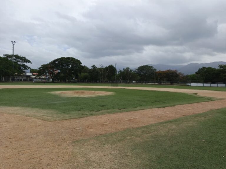 Áreas del parque Santos Michelena son recuperadas con atención integral ...